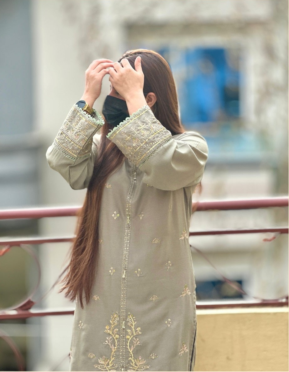 Sea Shell Embroidered 2Pc – Abeeha Collection